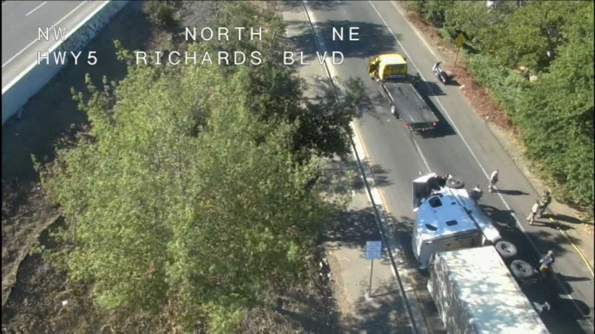 Overturned semi blocks I-5 on-ramp from Richards Boulevard