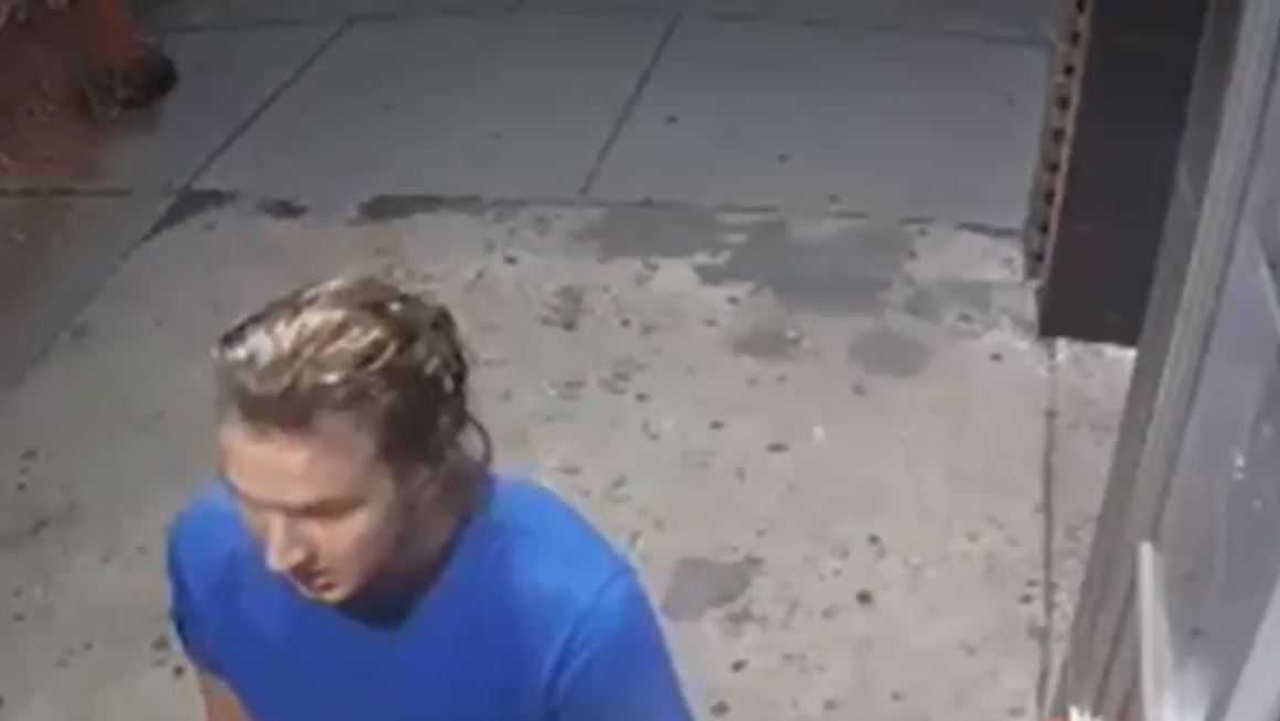 Cambridge Police Seek Id On Man They Say Punched Man In Face At Restaurant