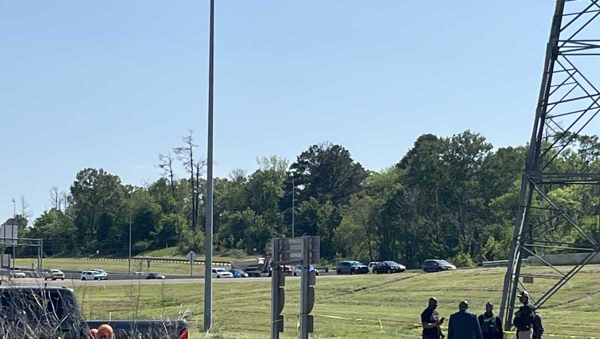 Capitol police K-9 wounded in shootout during traffic stop in Jackson