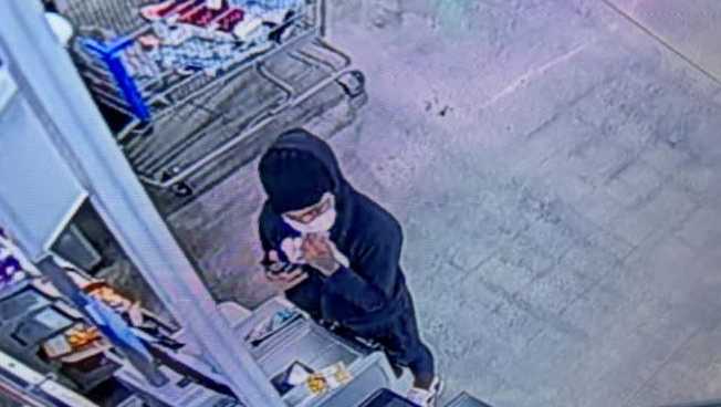 Alamance County Deputies Search For Suspects Involved In Vehicle Break