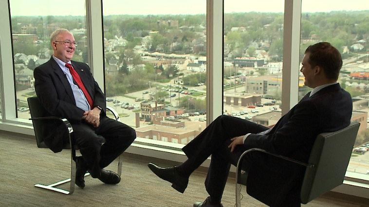 UNMC cancer center director to step down this June