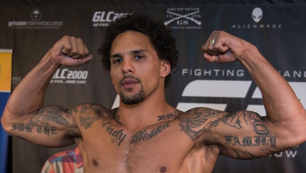 Eryk Anders scores first-round KO in UFC debut