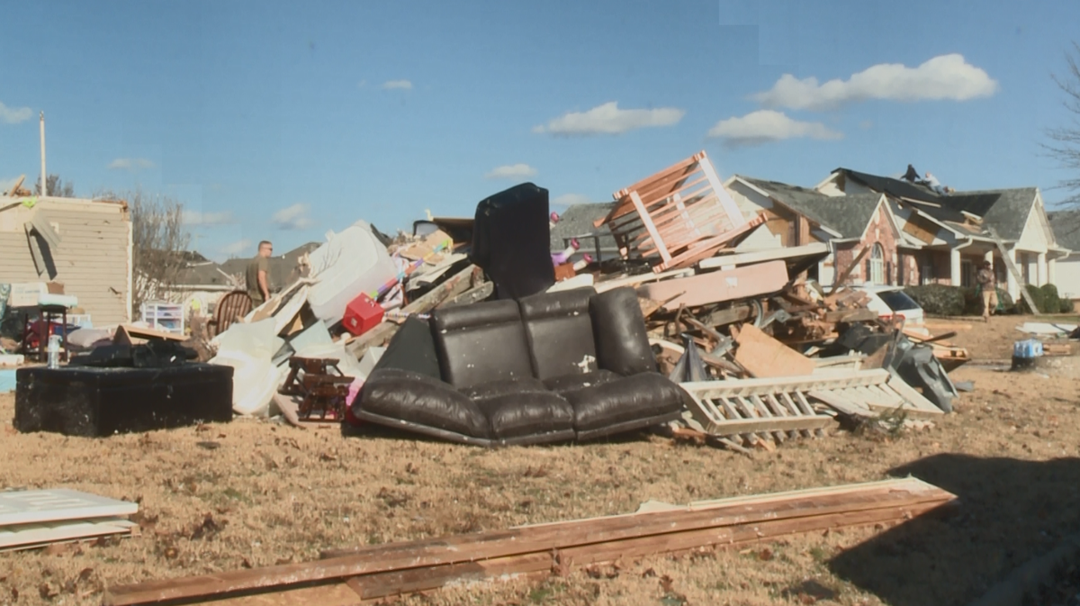 Storms destroy Van Buren homes