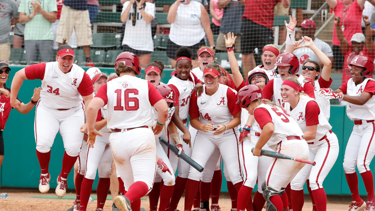 Alabama defeats Arizona St. in back-and-forth slugfest to punch its ...