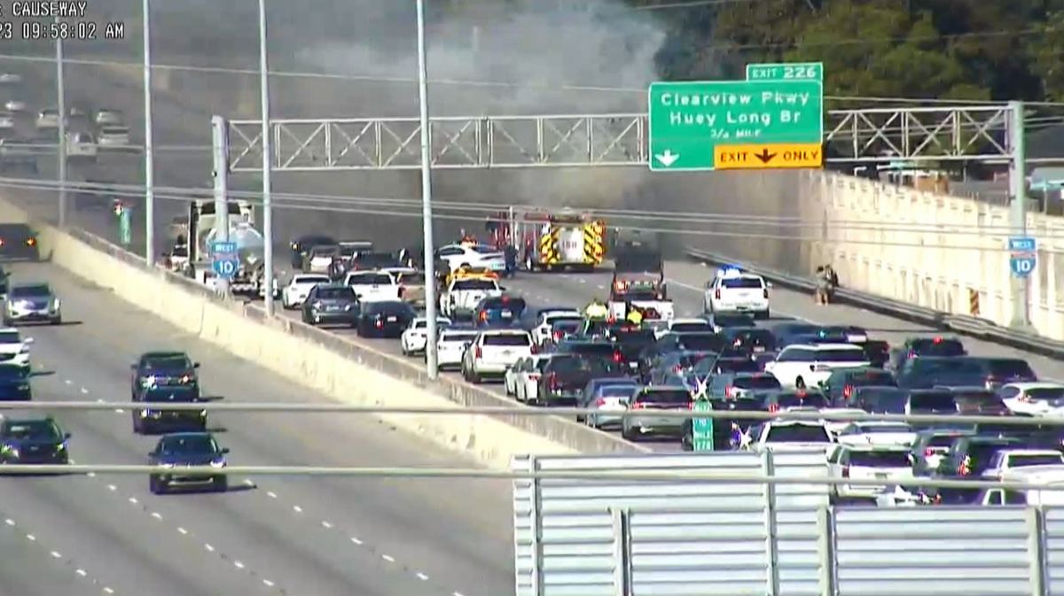 Car fire blocks I-10 West near Clearview Pkwy