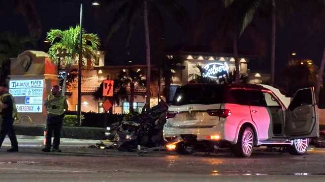 2 hospitalized after fiery crash on US-41 near Coconut Point in Lee County