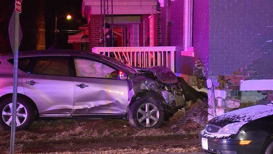 Police: Driver hospitalized after crashing into house in Covington