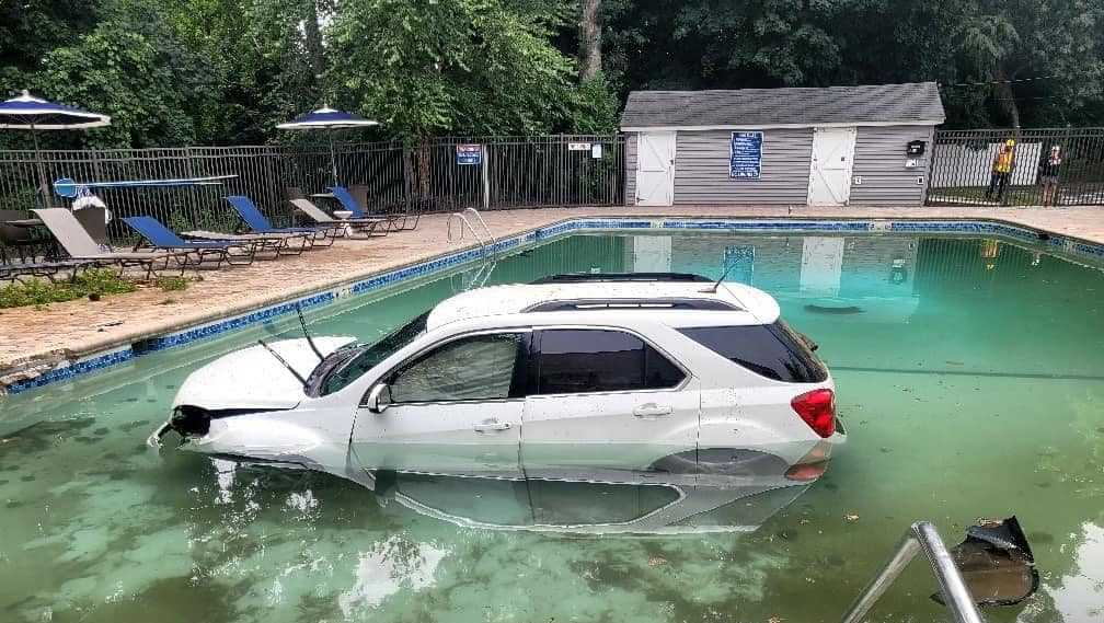 Driver rescued from SUV after crashing into Westfield pool