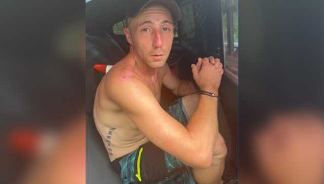 Florida Man Accused Of Stealing Car Leads Deputies On Chase