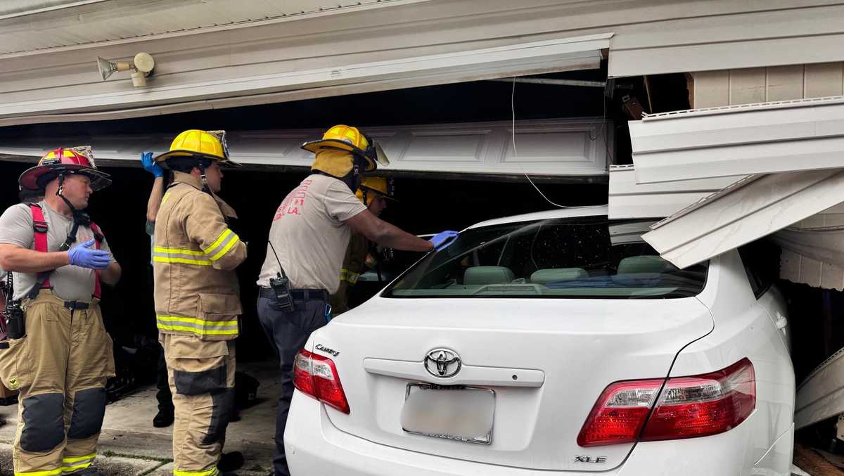 Slidell driver crashes into family member's home