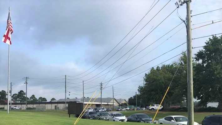 Hundreds of job seekers show up for Alabama ABC Board career fair