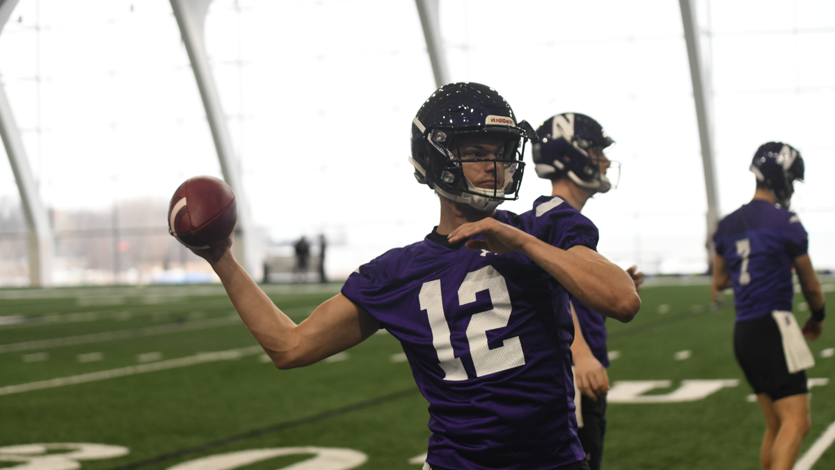 Former Salinas High quarterback learning college football from home