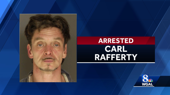 Man arrested after fleeing from traffic stop, running onto golf course ...