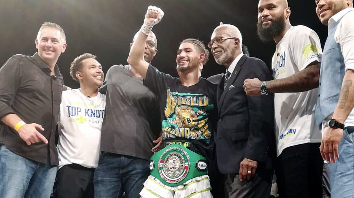 Louisville boxer Carlos Dixon brings home world title