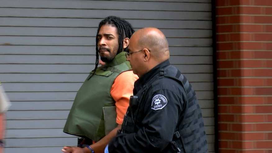 New details in inmate Correa-Carmenaty escape