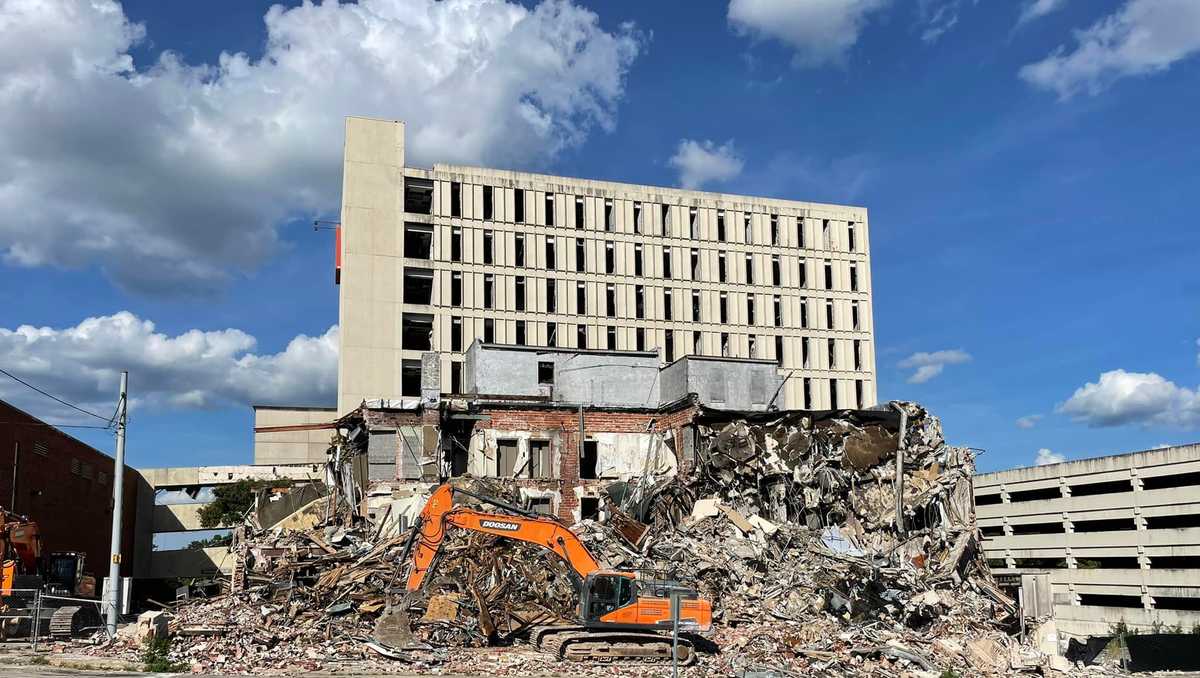PHOTOS: Carraway Hospital demolition in Birmingham