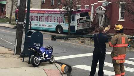 CAT bus crashes into Harrisburg building