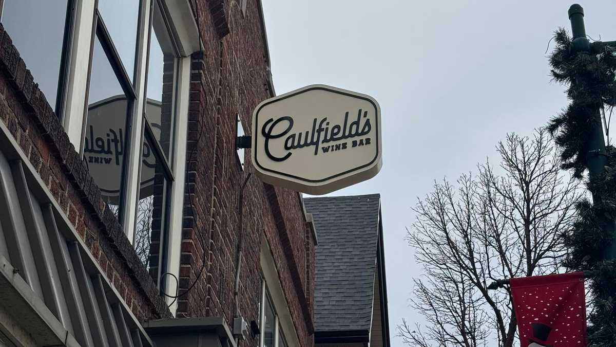 Downtown West Allis restaurant Caulfield's closes its doors