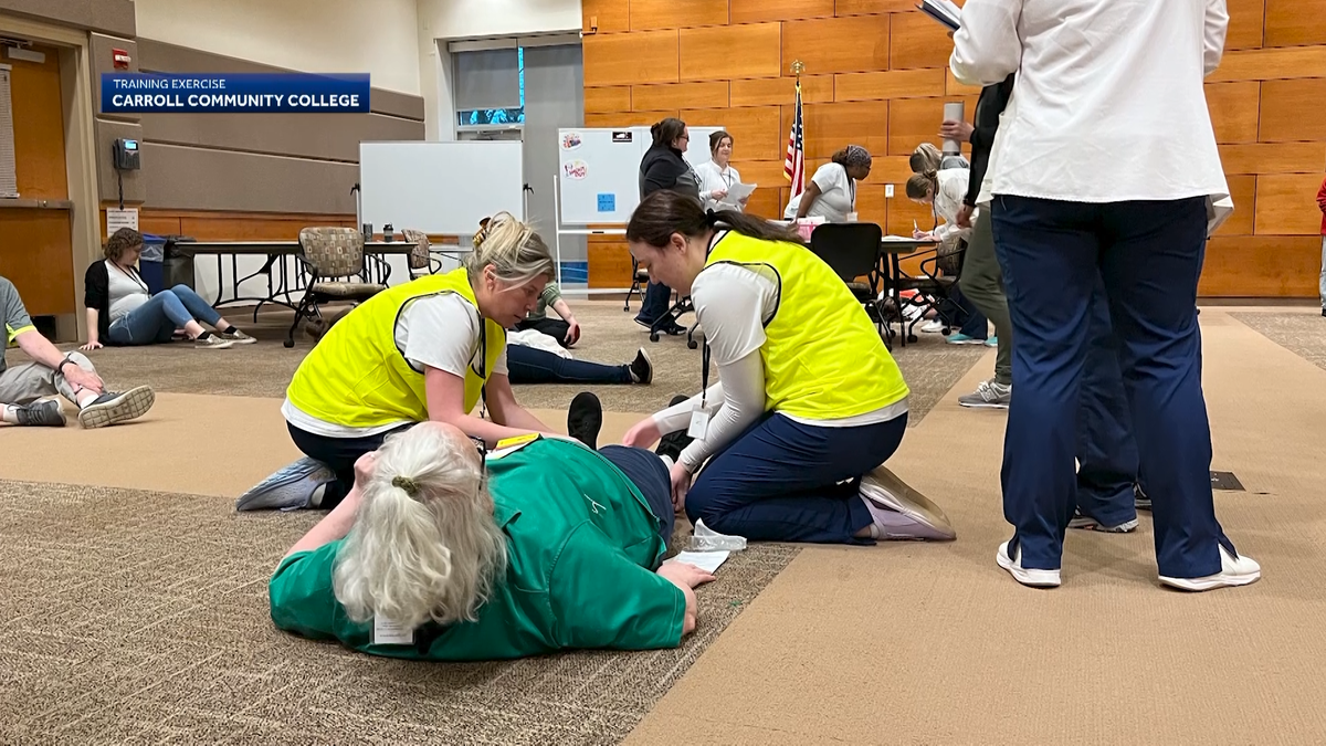 Nursing students take part in mass casualty training