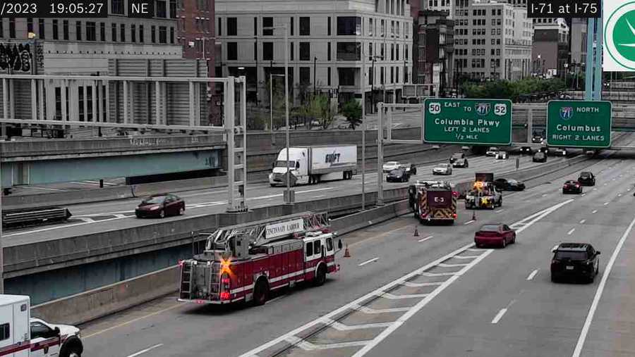 Crash cleared on I-71 ramp in downtown Cincinnati, all lanes open