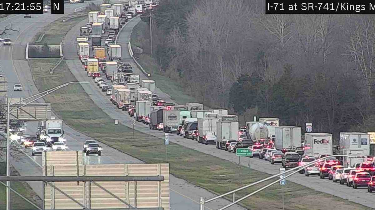 All lanes reopen along north I-71 in South Lebanon