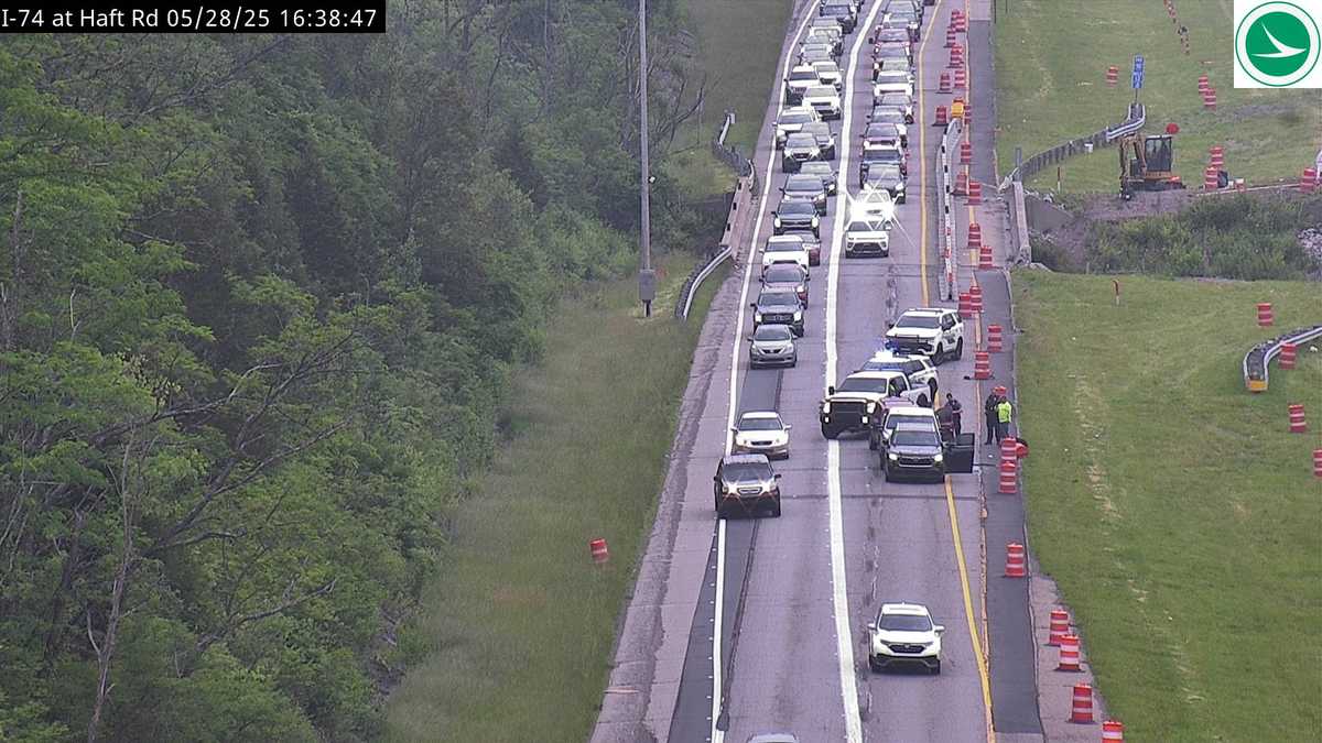 Crash blocking traffic causing major backups on I-74