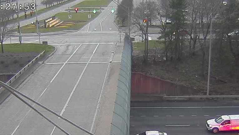 Two left lanes blocked by crash on south I-75 near downtown