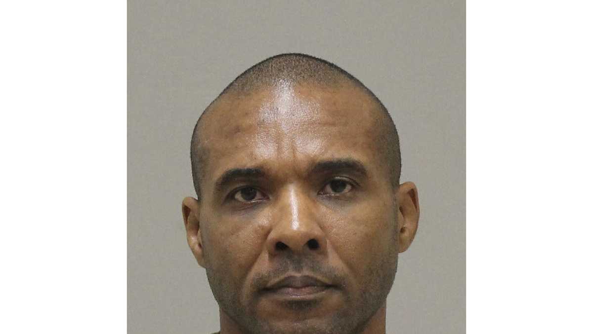 'Extremely dangerous' inmate, MMA fighter, captured after manhunt