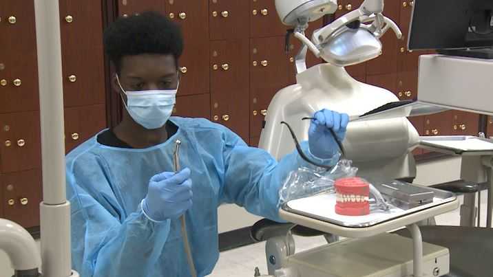 Central High School, UofL partner to teach about health-related careers
