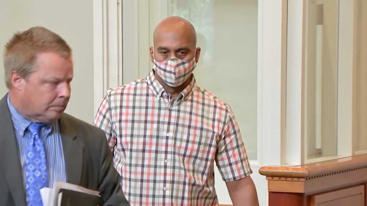 Boston man accused of attempted rape while impersonating officer