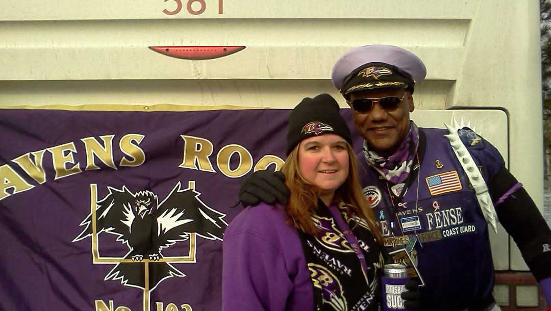 Ravens Flock remembers Captain Dee-Fense | Fan photos