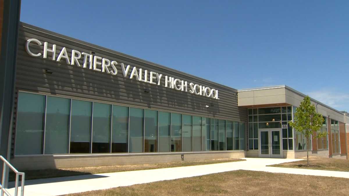 Chartiers Valley School District to cut teacher positions