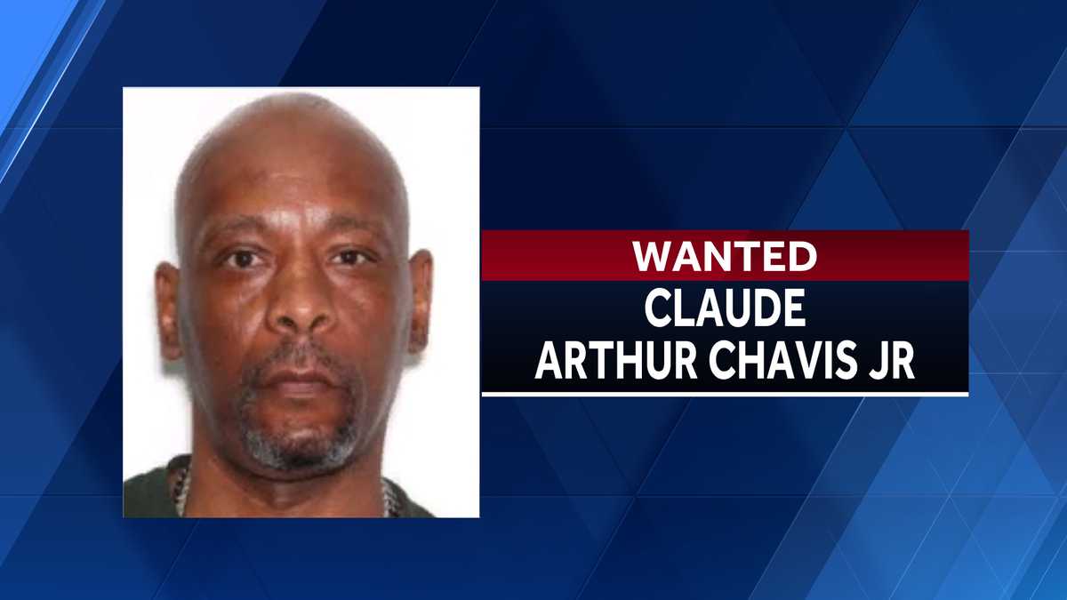 Guilford County deputies searching for man accused of murder