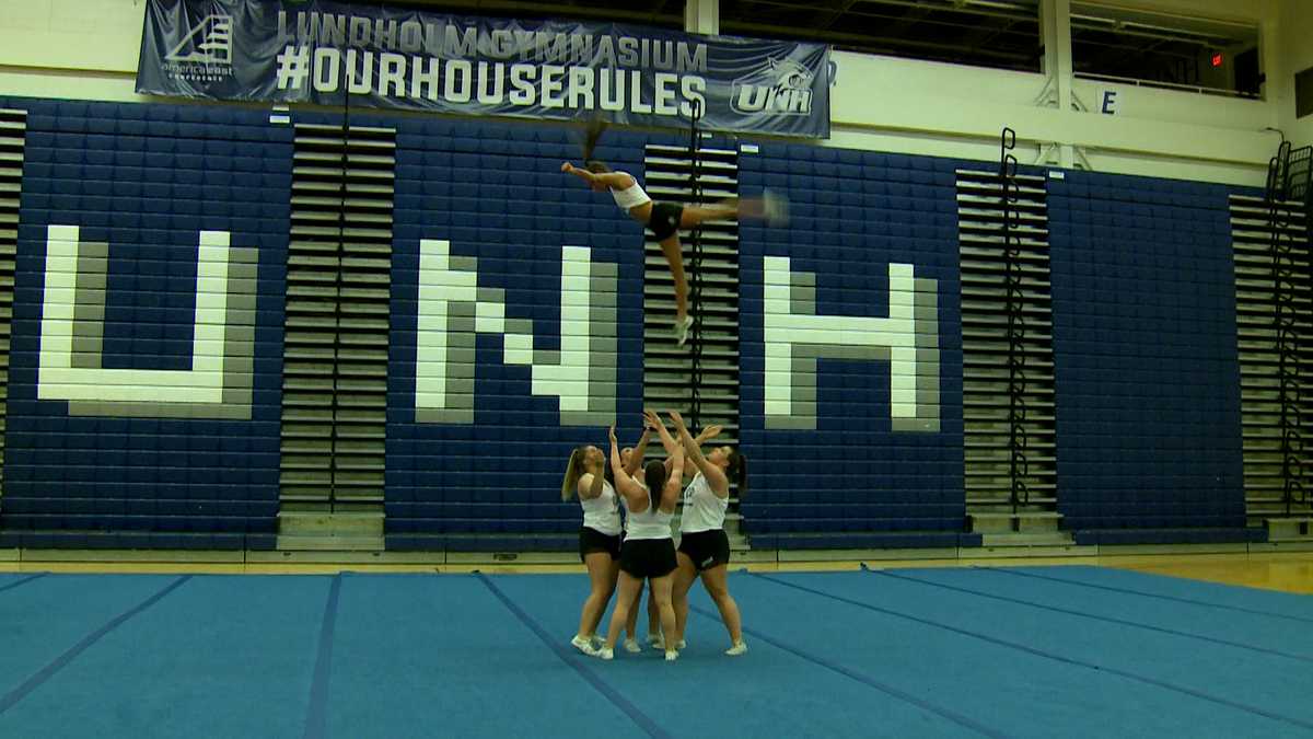 The UNH Cheer Squad