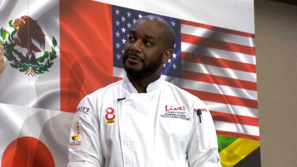 Casino donates $10K to help 'Chopped' chef reach out to children