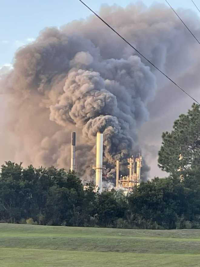 Georgia: Residents evacuated near burning chemical plant