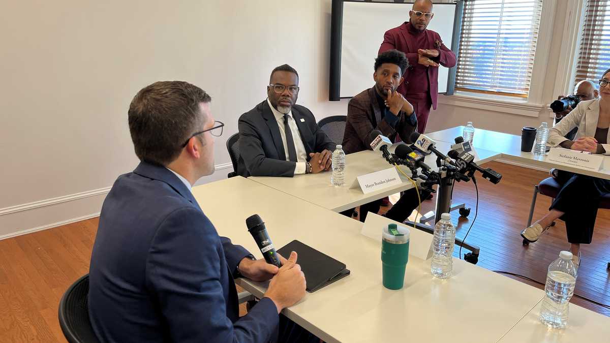 Chicago mayor visits Baltimore over holistic approach to crime