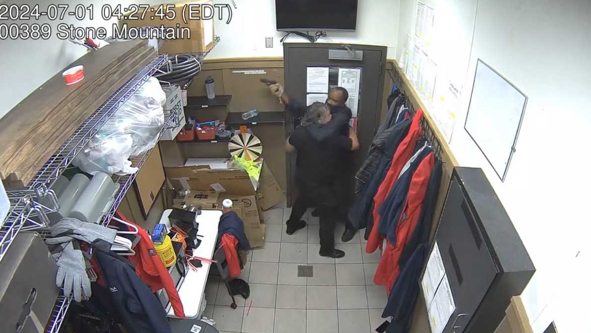 Georgia: Chick-fil-A driver fight off armed robber