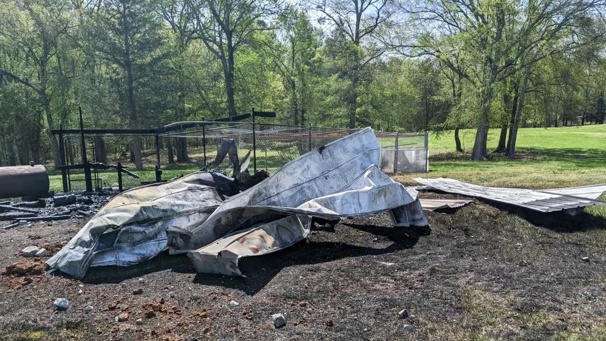 South Carolina: Before, after photos of chicken coop explosion
