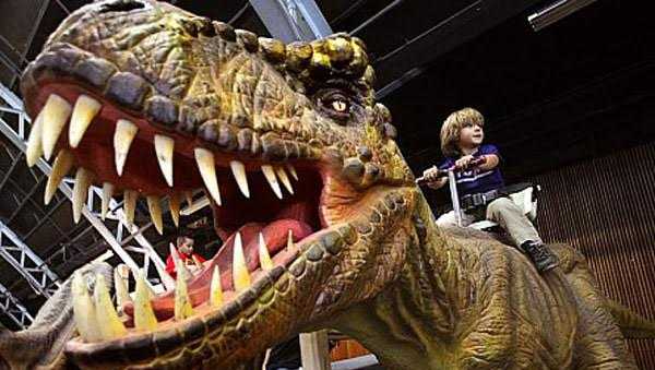 Jurassic Quest interactive dinosaur experience coming to Iowa