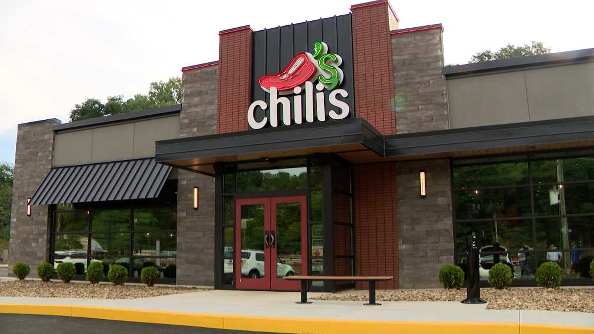 Chili's on McKnight Road reopens two years after fire