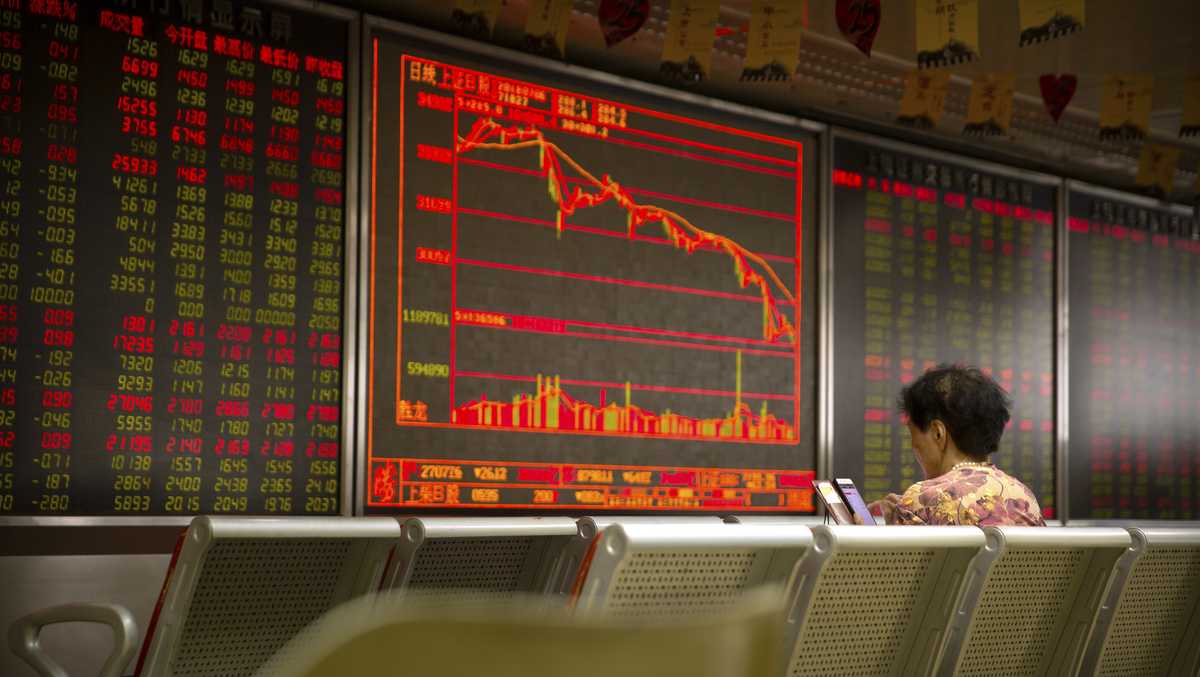 US tariffs take effect, China warns of ‘counterattack’