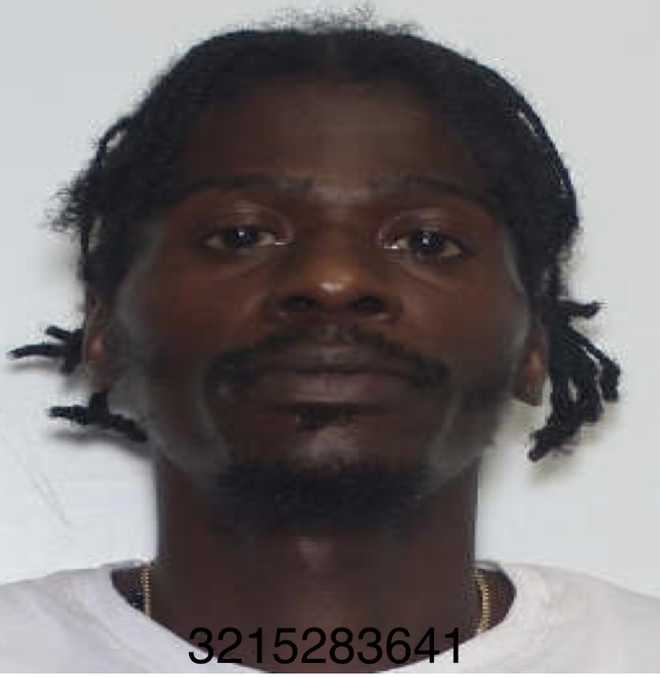 Search underway for murder suspect in SC, 'DO NOT APPROACH' if sighted