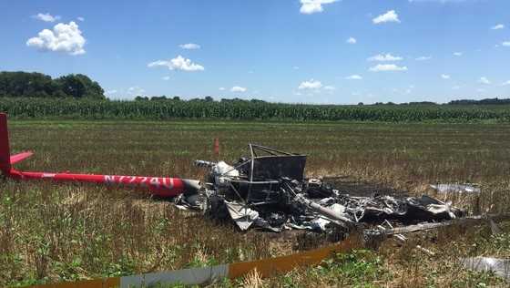 Pilot breaks leg in helicopter crash