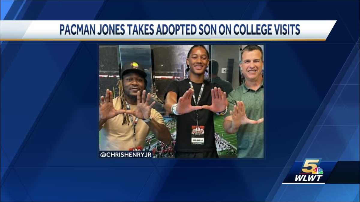 Adam Pacman Jones And Adopted Son Chris Henry Jr Go On College Tours adam-pacman-jones-and-adopted-son-chris-henry-jr-go-on-college-tours