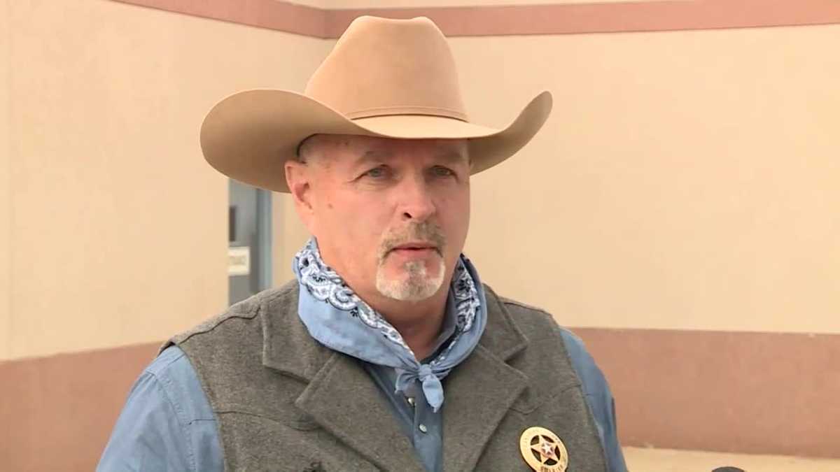 Canadian County Sheriff Chris West against COVID-19 vaccine mandate