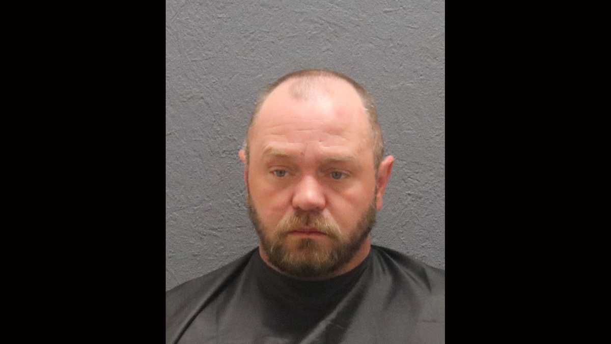 South Carolina: Man charged forced sex acts with child in bedroom