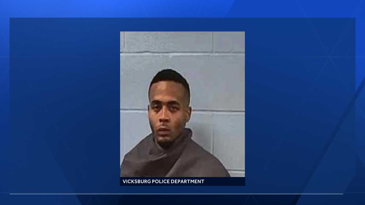 Suspected Vicksburg carjacker arrested in Clinton