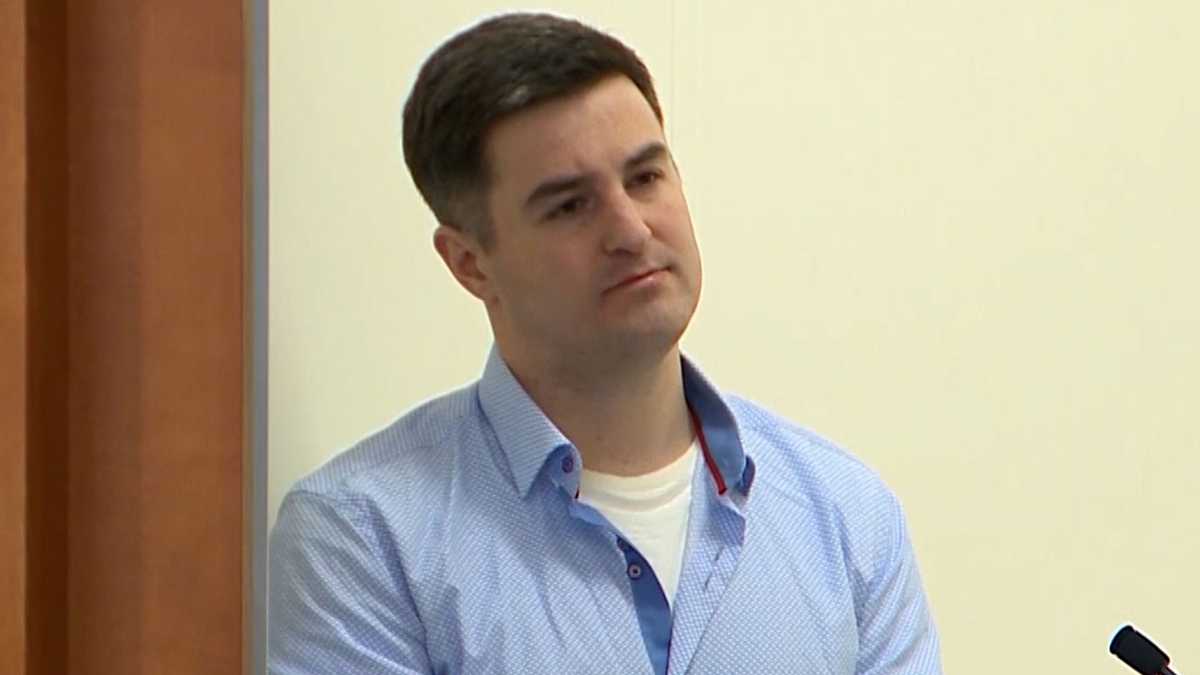 Former hockey coach pleads guilty to child rape, sexual assaults