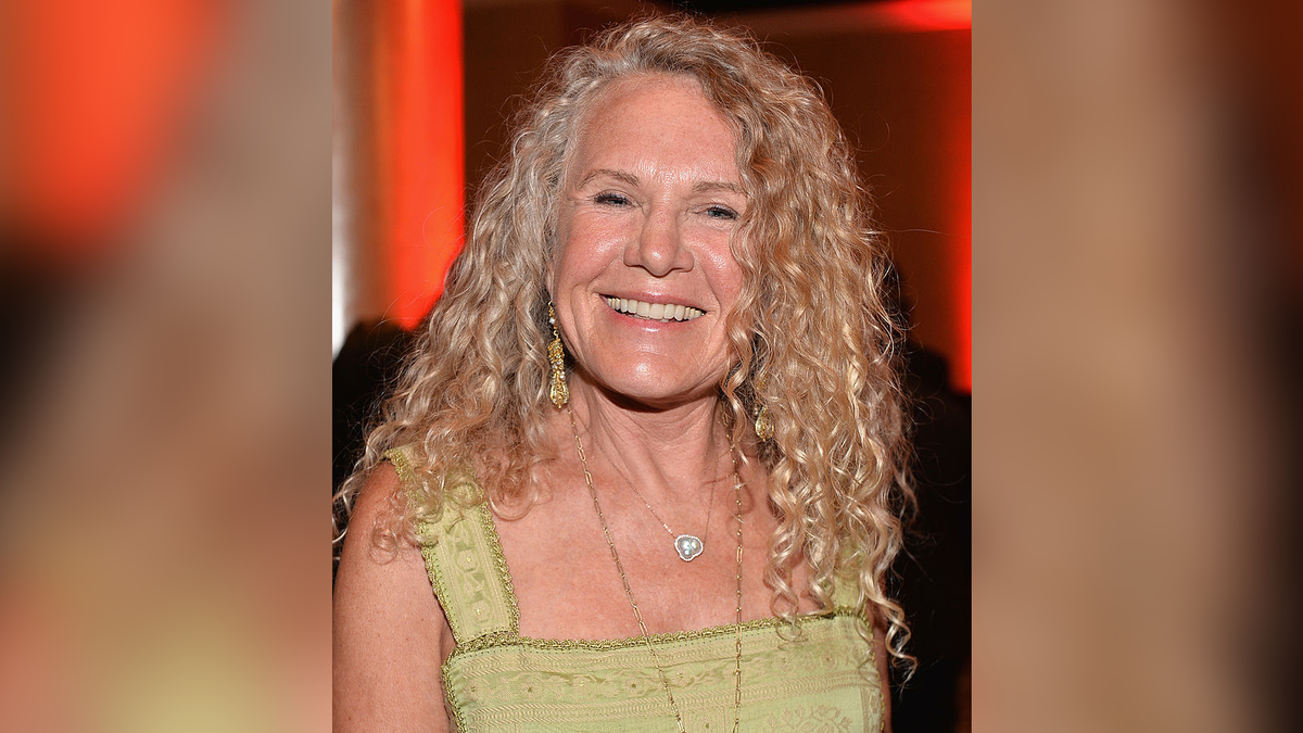 Billionaire Christy Walton funds ad for anti-Trump protest